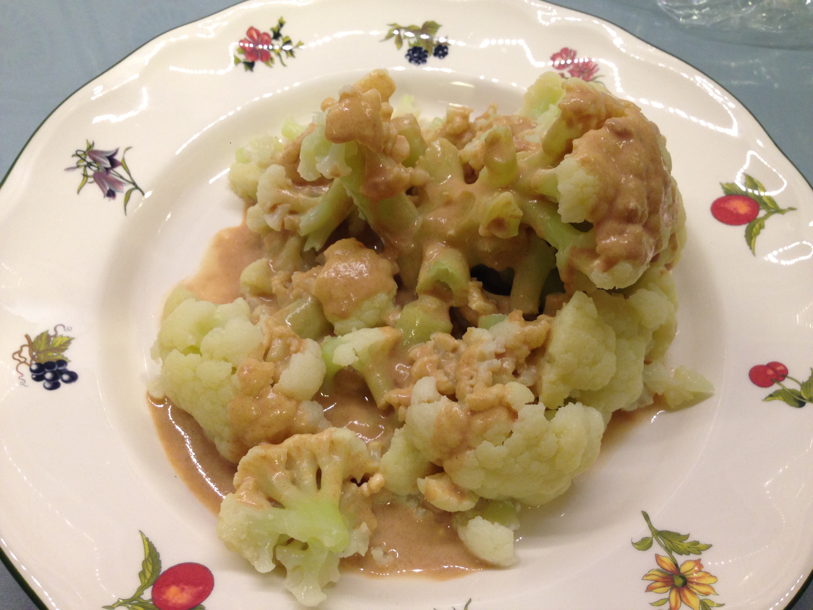Coliflor con salsa de mostaza – Principiantes entre fogones